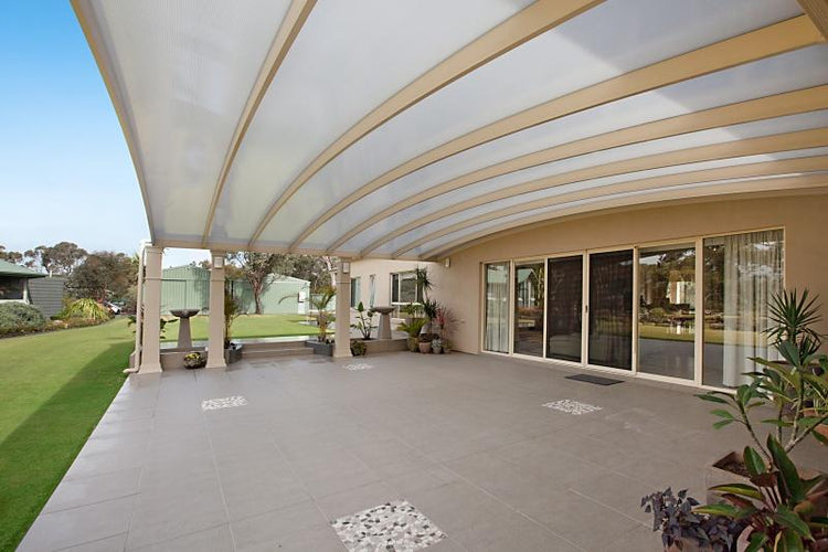 🏠 Why Polycarbonate Is Becoming the Smart Choice for Roofing – Big ...